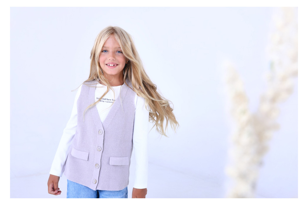 Monday Model Feature: Martina Moya - Junior Style